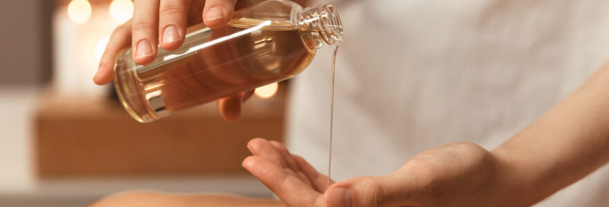 Bienfaits de l'huile de massage professionnelle pour une peau douce et saine